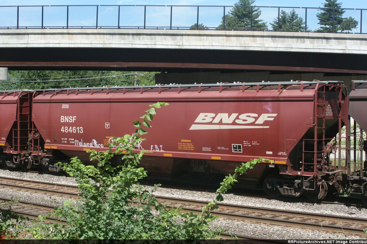 BNSF 484613